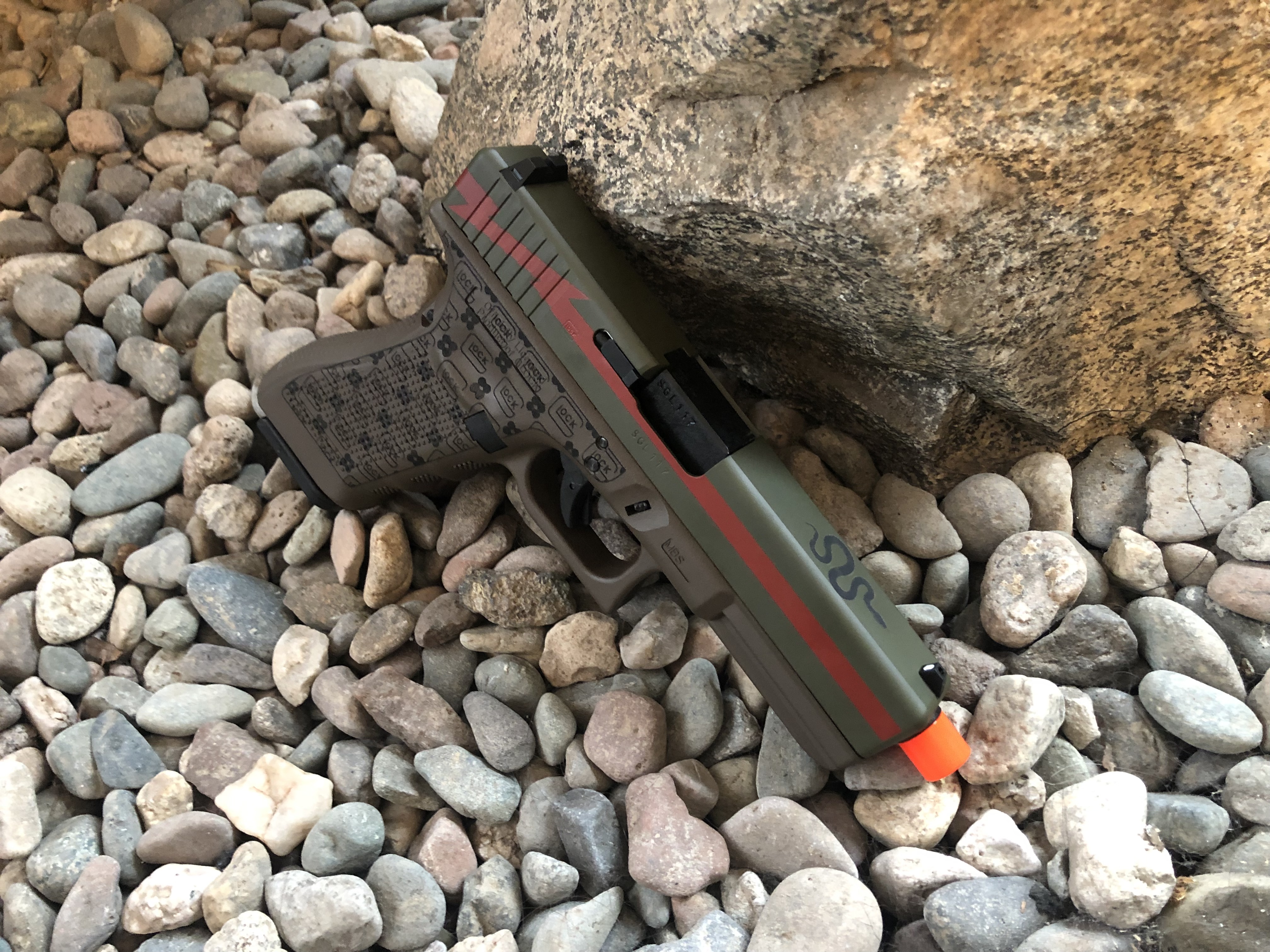 Airsoft coated with H-258, H-236 and H-216 | Cerakote