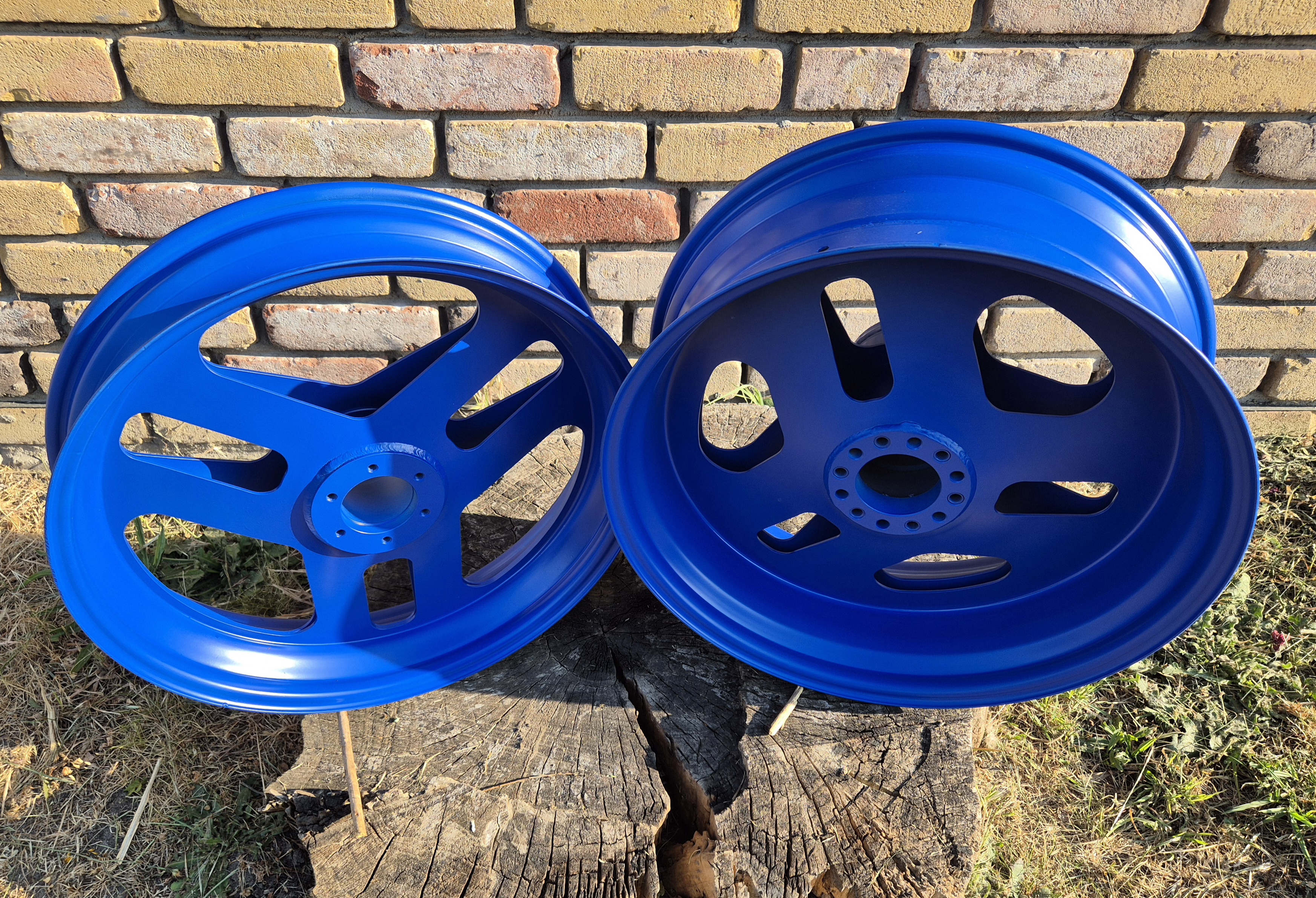 Motorcycle Wheels coated in a Blue Flame Finish | Cerakote