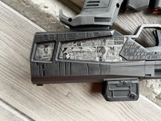 JUDGE DREDD THEMED MAXIM 9 WITH LASER ENGRAVED COMIC STRIPS | Cerakote