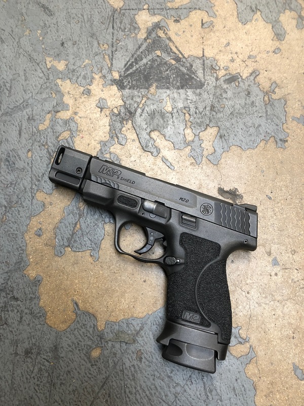 Distressed Smith & Wesson M&P by ABELARDO ROMAN | Cerakote