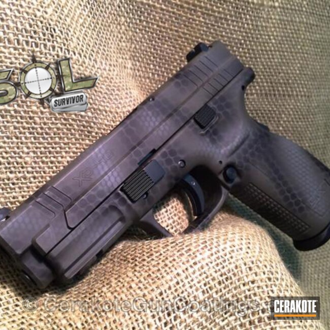 H-256 Desert Verde with H-146 Graphite Black by Chris DiCicco | Cerakote