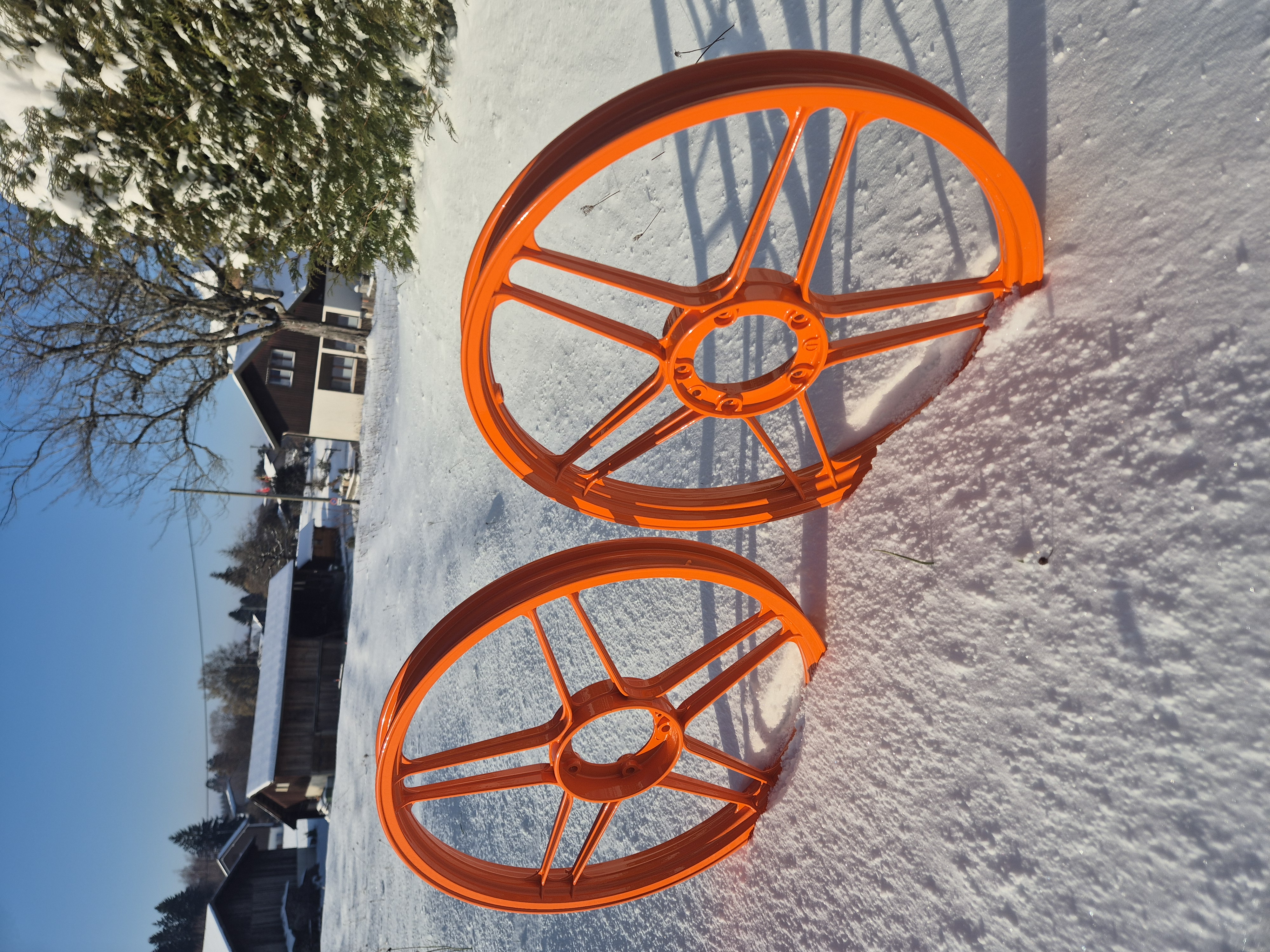 Moped Wheels | Prismatic Powders