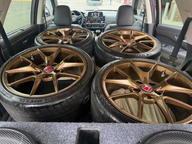 Wheels powder coated in Bronze Chrome | Prismatic Powders